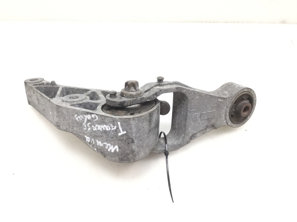 Naudotas Opel Meriva Variklio laikiklis 13117088