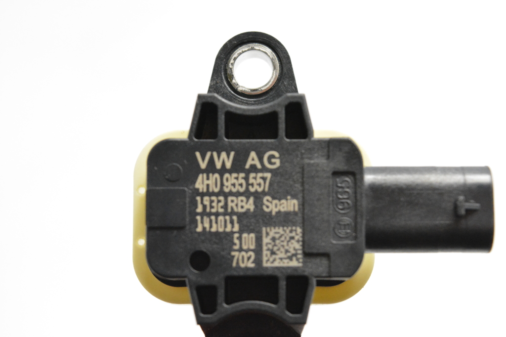 Used AUDI A6 Airbag sensor 4H0955557