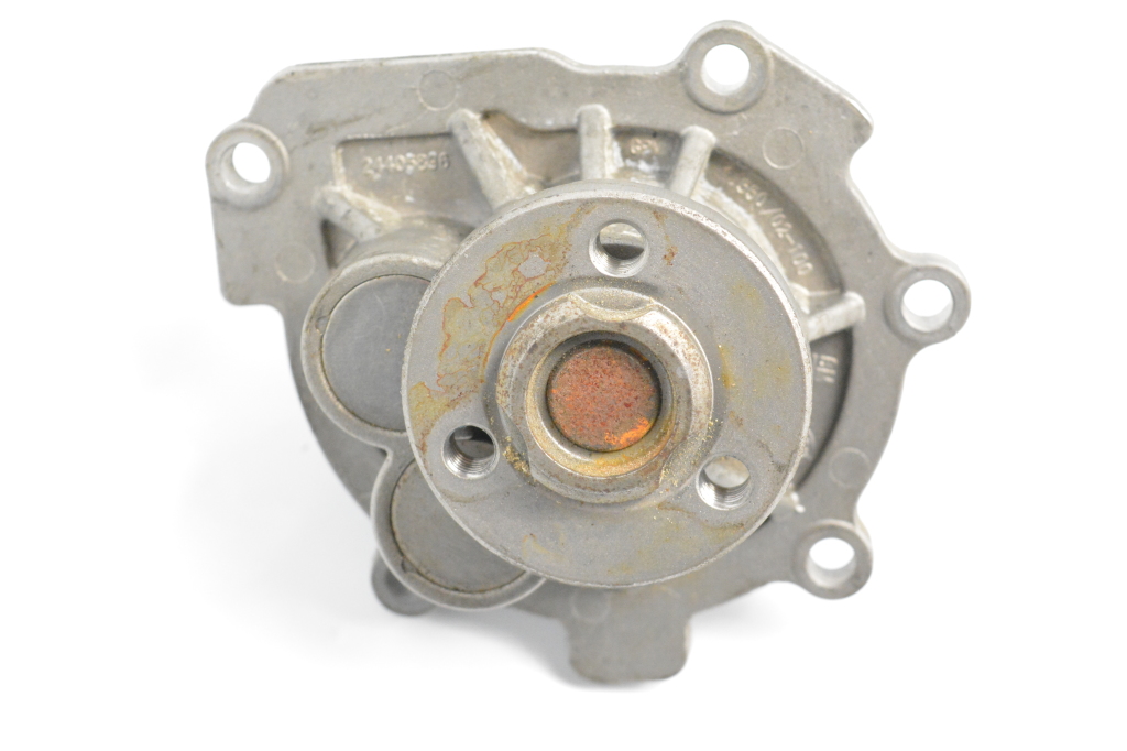 Used Opel Astra Water pump 24405896