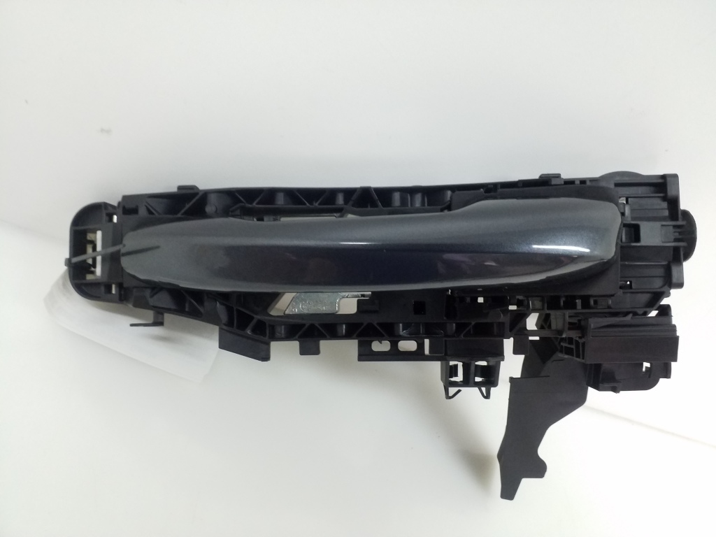 Used Mercedes Benz C-Class Front door external opening handle and its ...