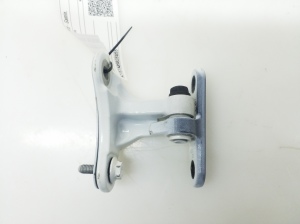 Used Mercedes Benz A-Class Front door top hinge A2467201237