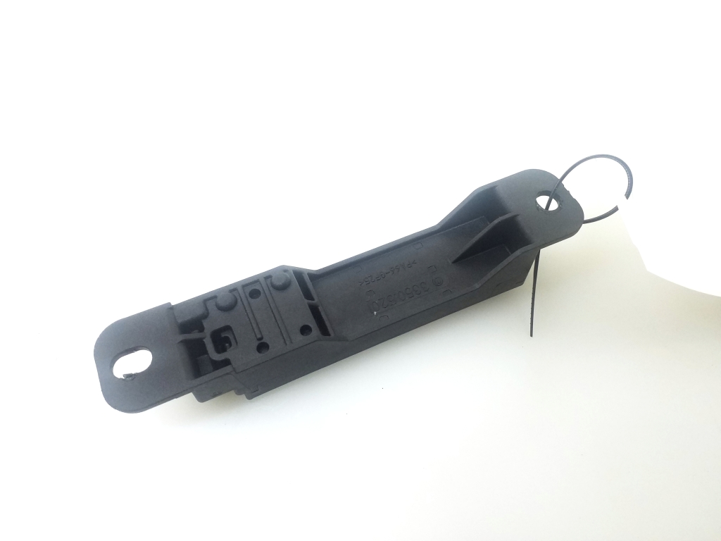 Used Mercedes Benz A-Class Antenna amplifier A2059053005