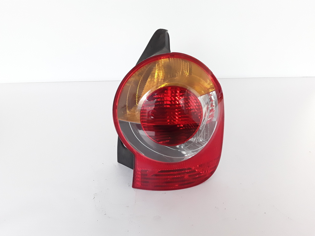 Used RENAULT Modus Rear corner lamp 8200212204