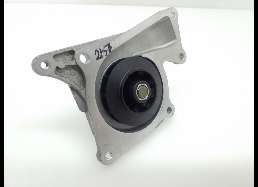 Naudotas Mercedes Benz A-Class Vandens pompa A6072000007