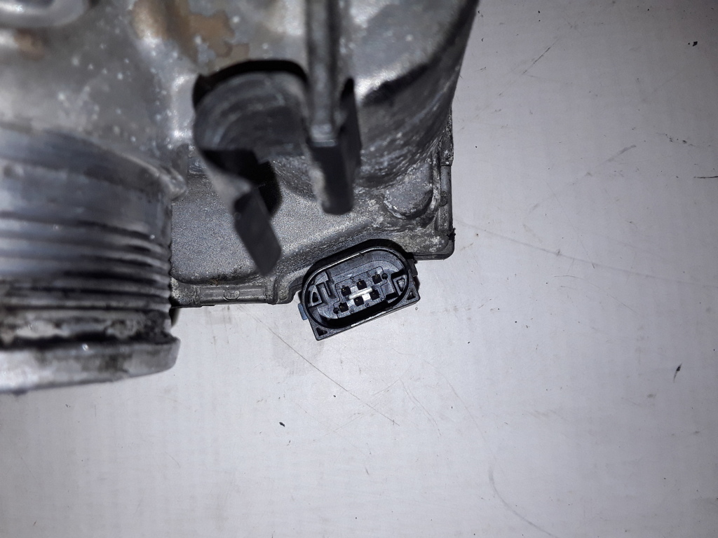 VOLVO XC60 1 generation (2008-2017) Throttle Body 31216665 21090295 ...