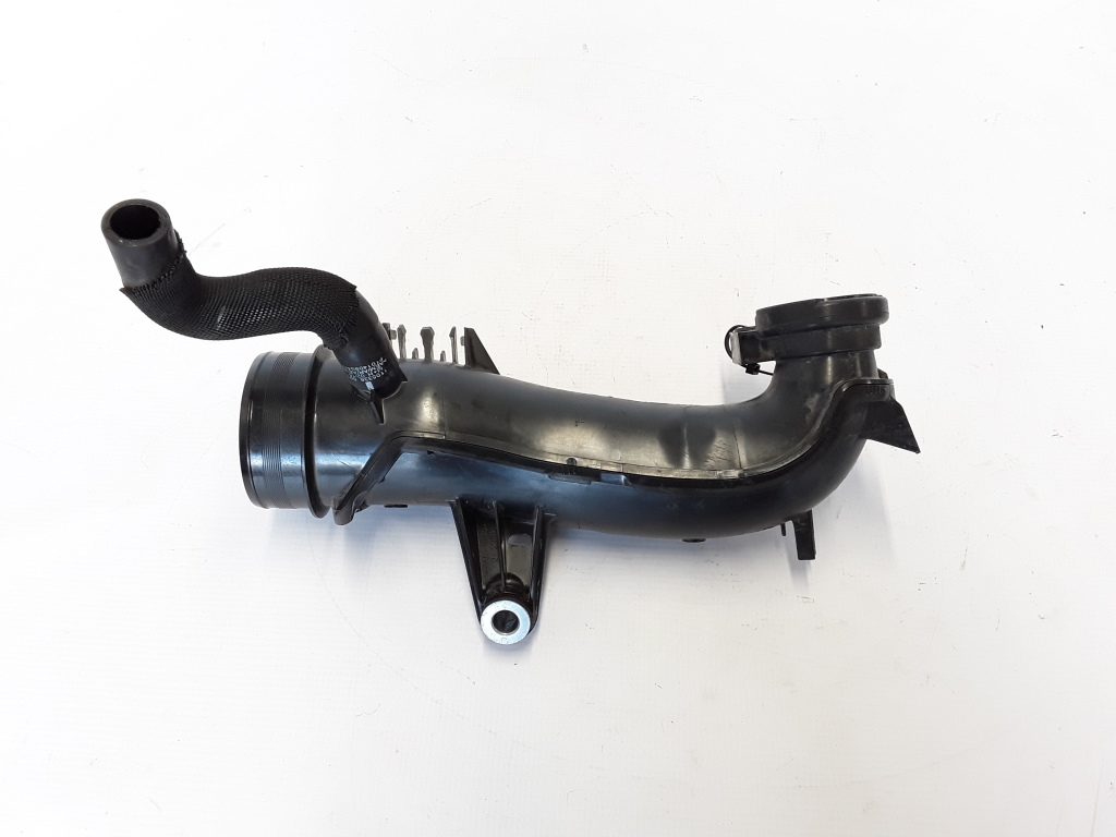 Used RENAULT Trafic Air intake hose 165752889R