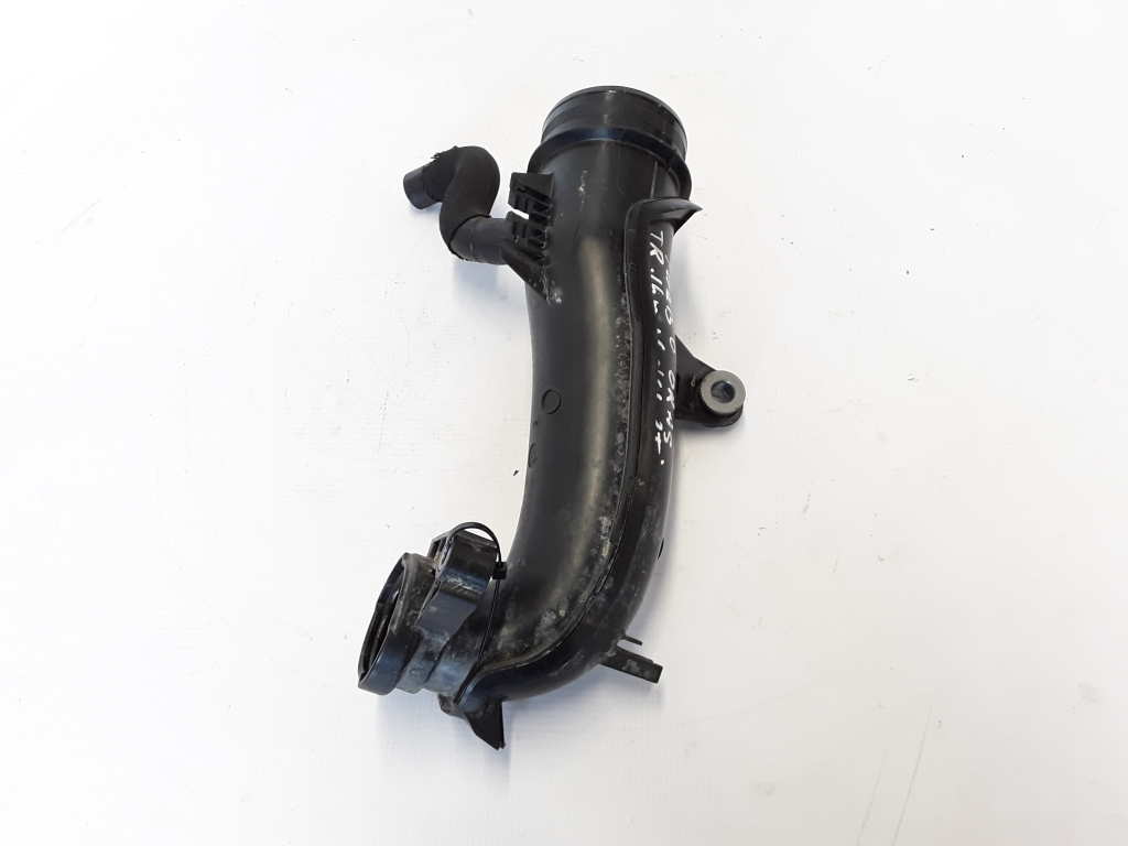 Used RENAULT Trafic Air intake hose 165752889R