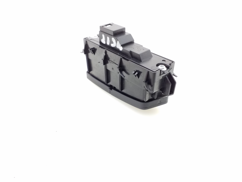 Used Mercedes Benz E-Class Door lock unlock switch A2048706410