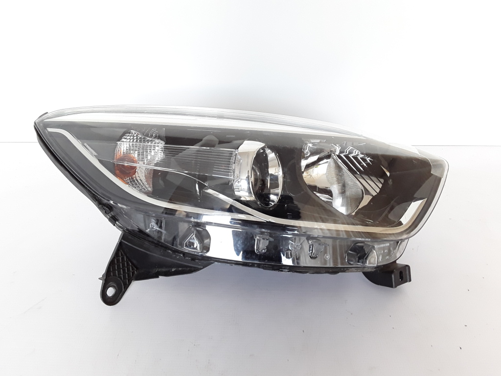 Used RENAULT Captur Headlights 260102734R