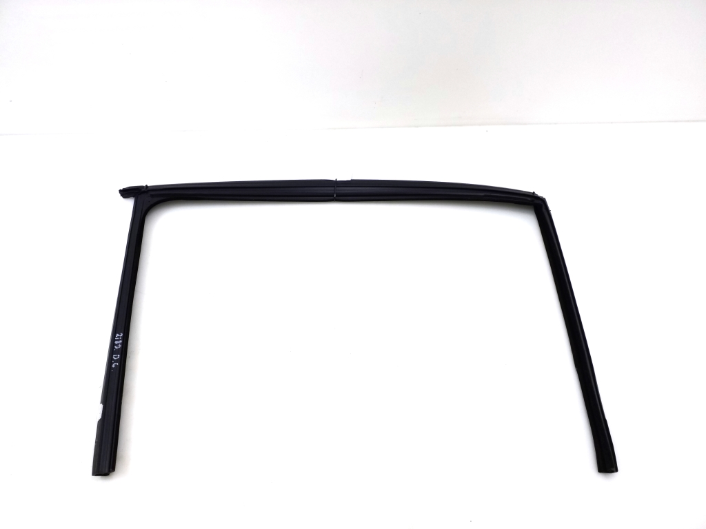 Used Mercedes Benz S-Class Other detail of the rear side door A2217350325