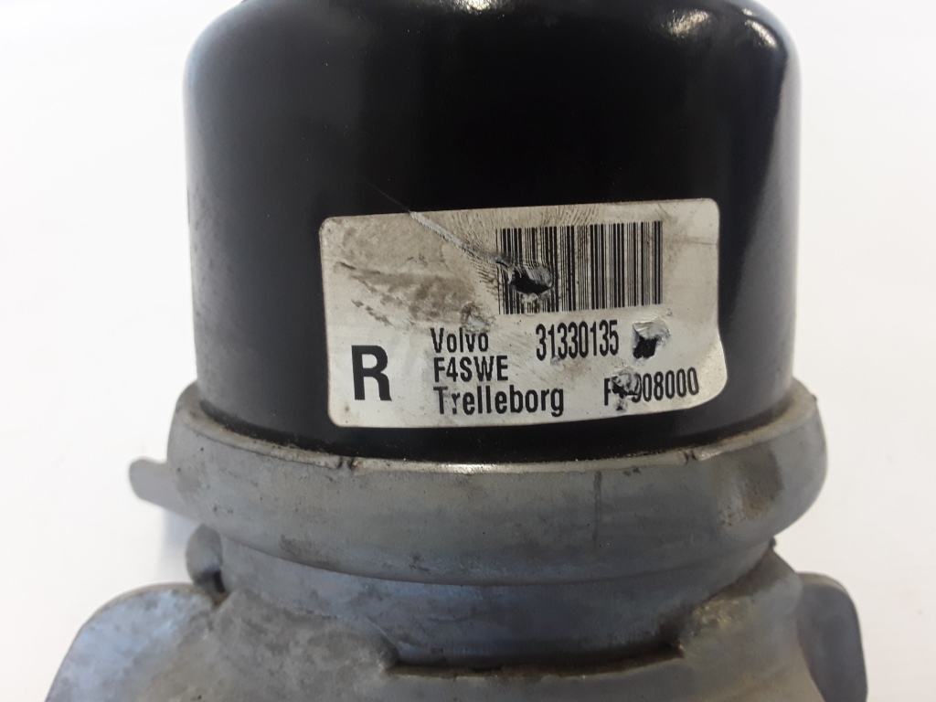 Used VOLVO XC60 Engine cushion 31330135