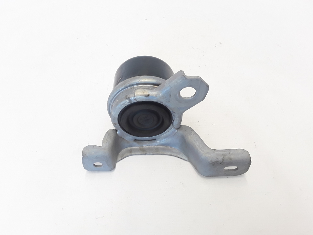 Used VOLVO XC60 Engine cushion 31330135