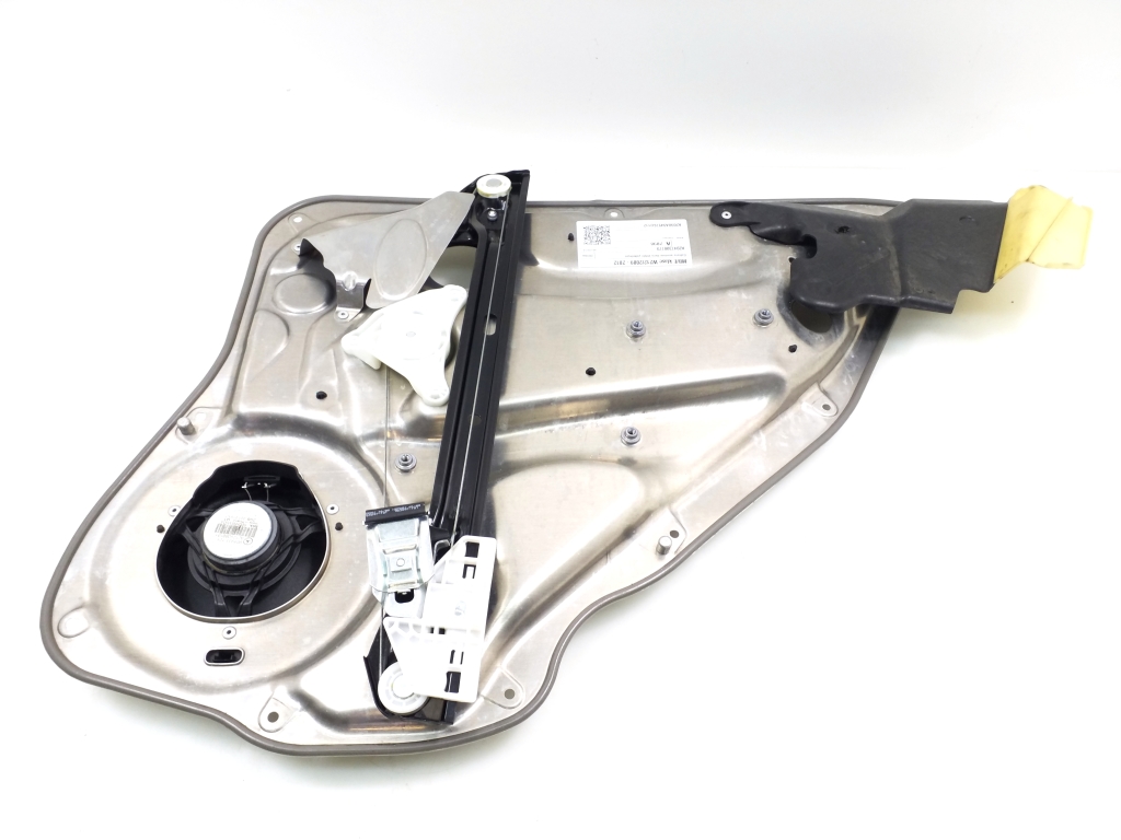 Used Mercedes Benz E-Class Rear side door window lifter A2047300779