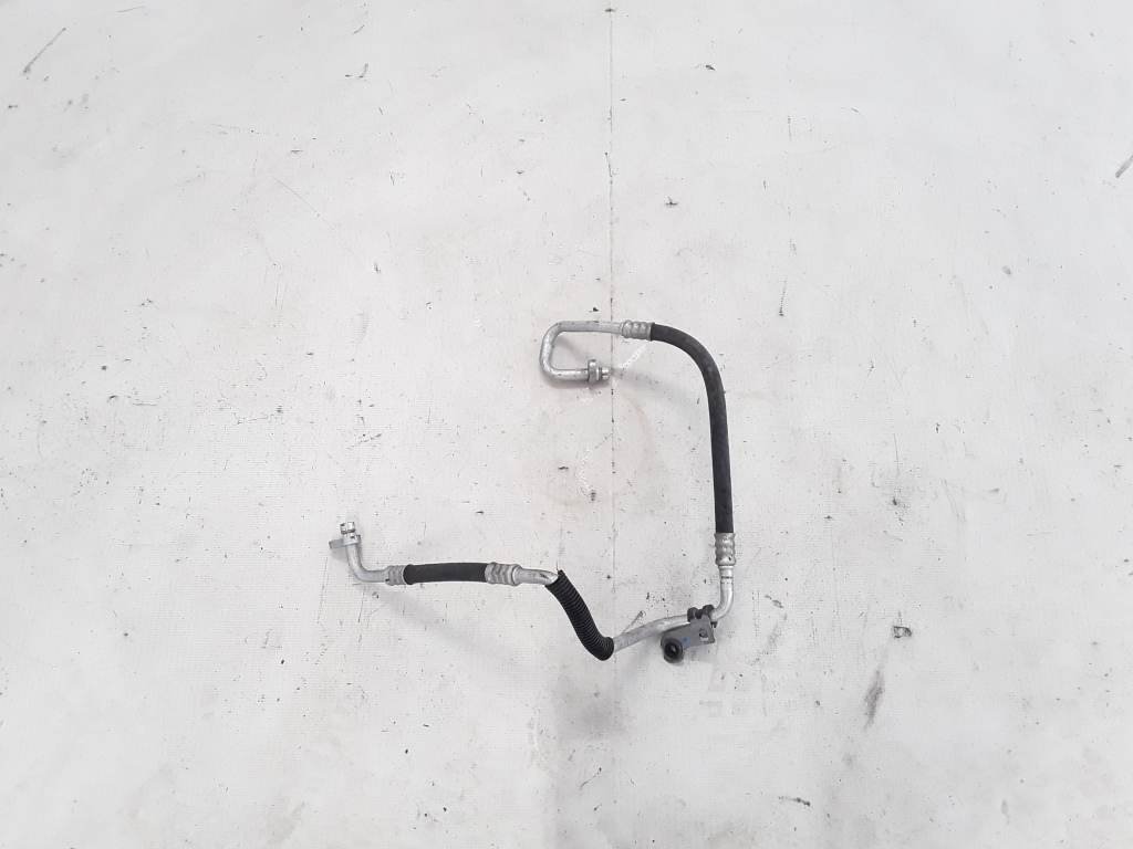 Used RENAULT Fluence Hose for air conditioning 924900016R