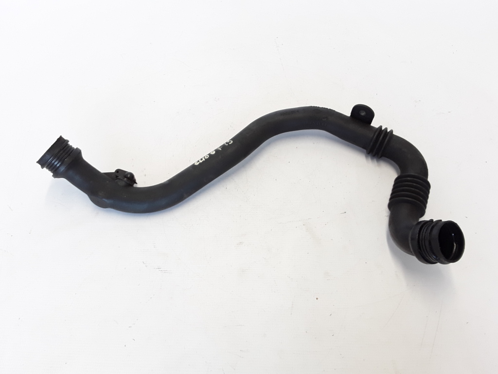 Used RENAULT Clio Intercooler hose 8200468372