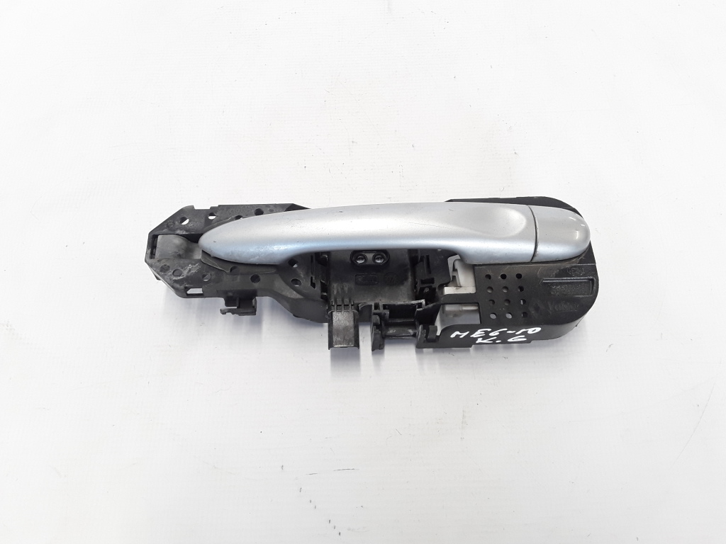 Used RENAULT Megane Outer handle for opening tailgate 7703017108