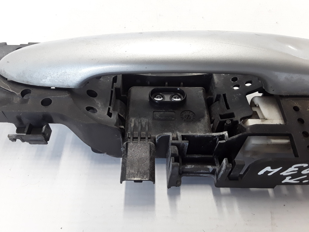 Used RENAULT Megane Outer handle for opening tailgate 7703017108