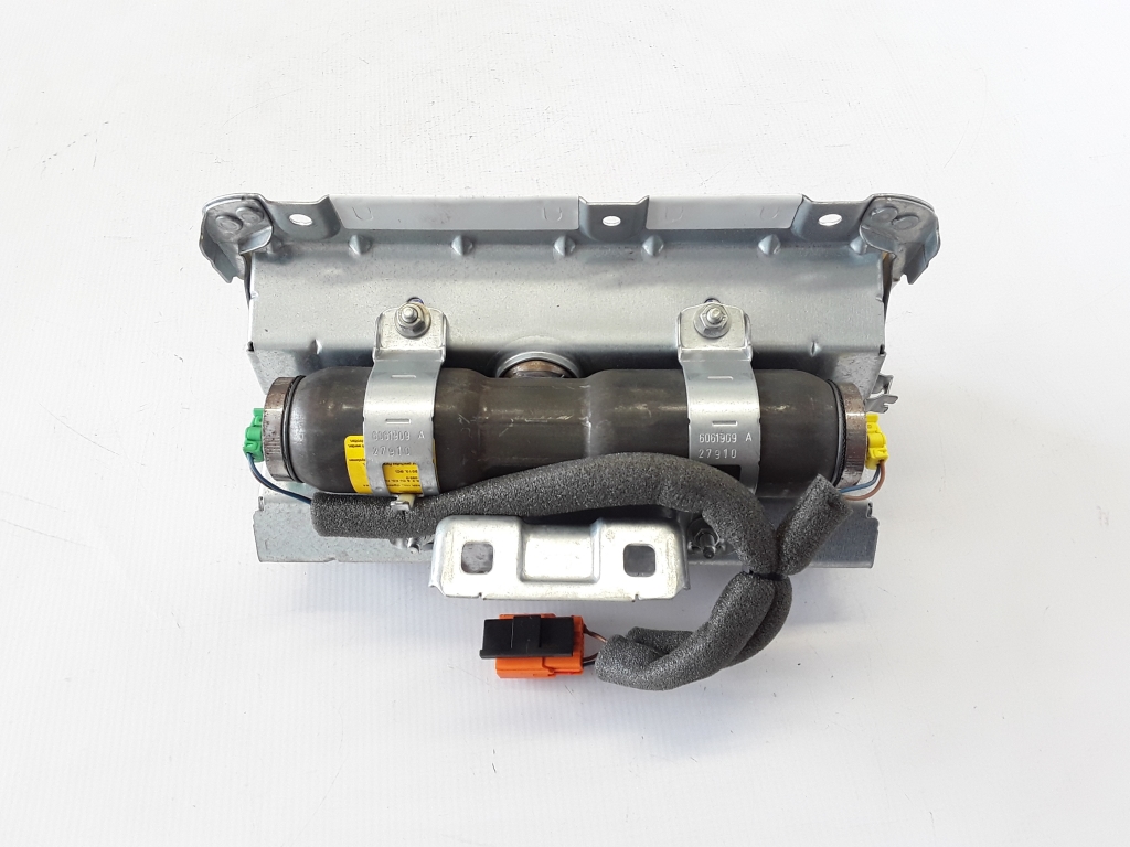 Used VOLVO XC70 Airbag passenger panels 31271211